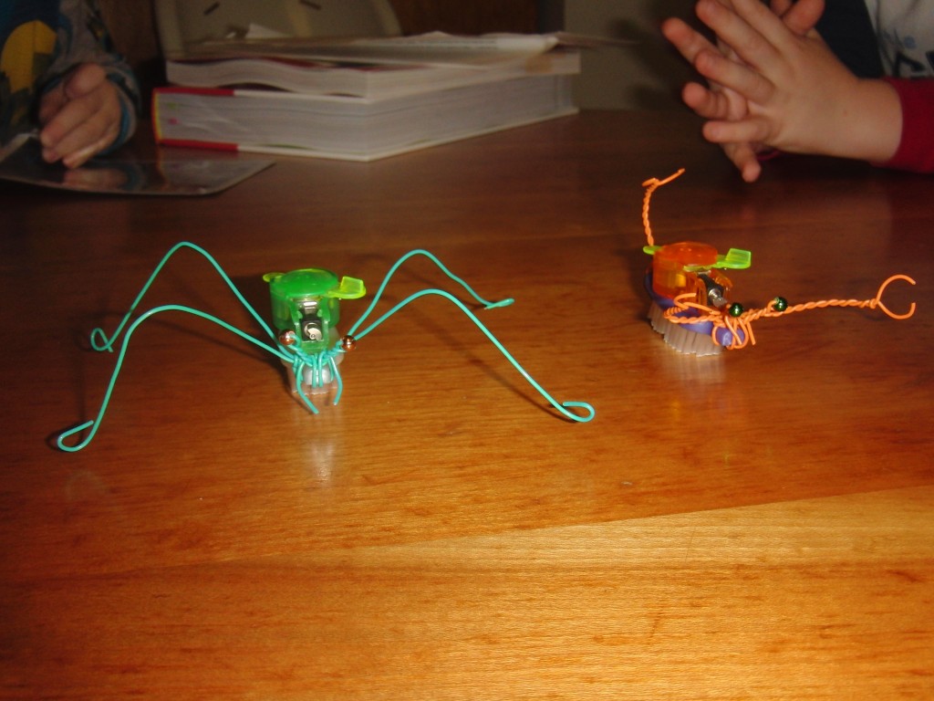 Klutz Invasion of the Bristlebots Review